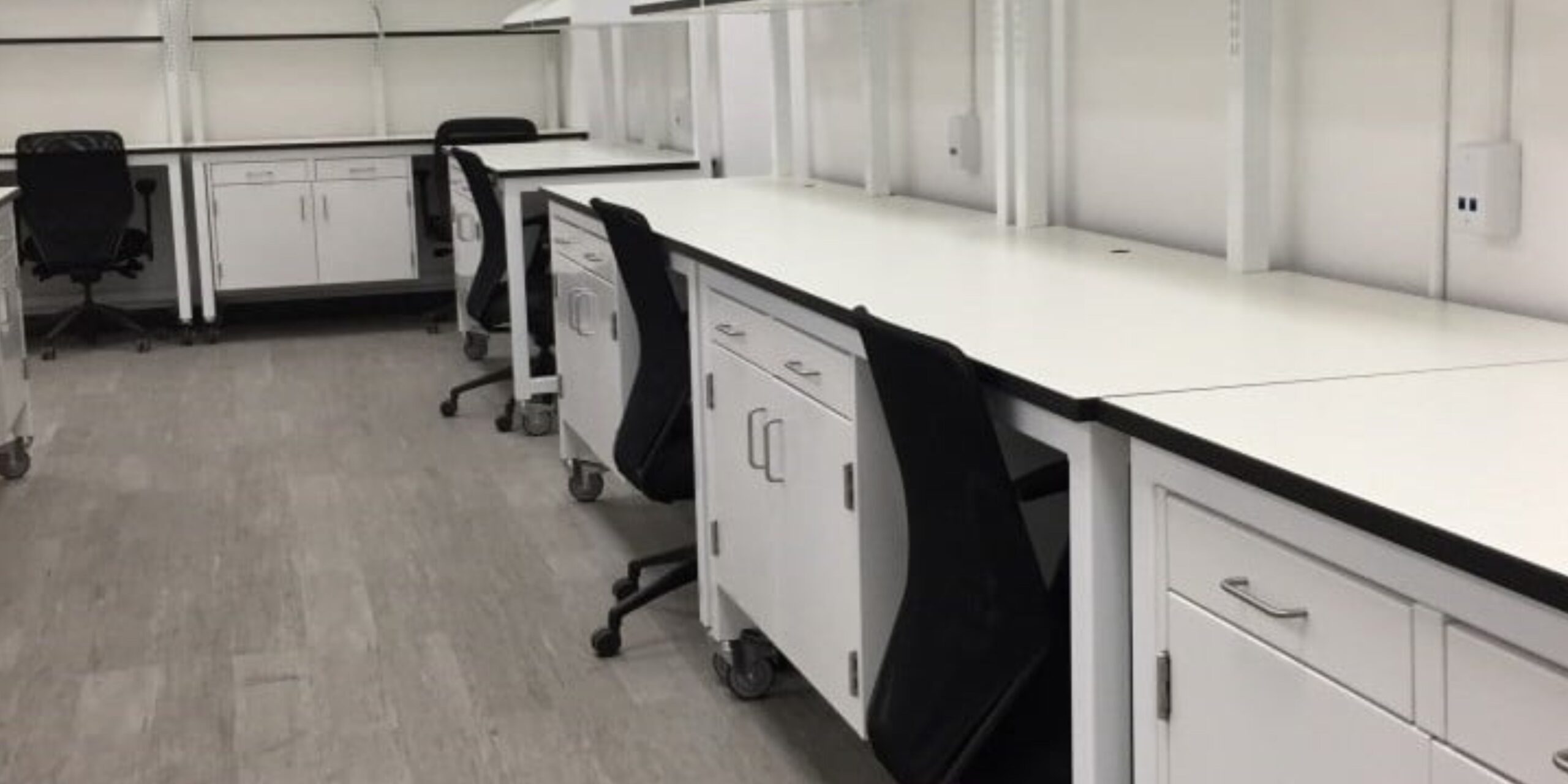 Custom Laboratory Furniture Solutions | Material Handling USA
